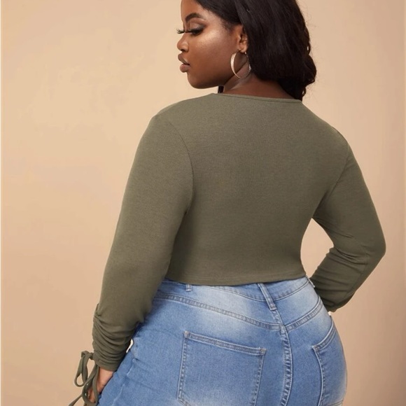SHEIN | Tops | Keyhole Neck Drawstring Cuff Crop Top | Poshmark